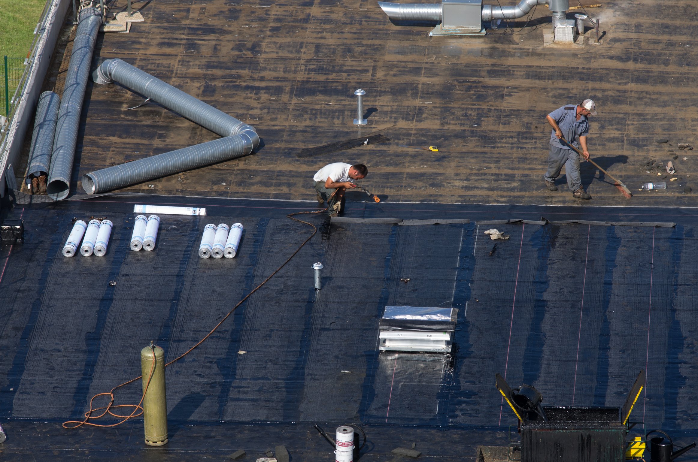 Factors Affecting Commercial Roof Life Cycle | Flat Roof Life Cycle Cost