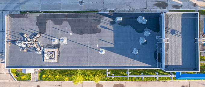 8 Top Signs Your Commercial Roof Needs Immediate Repair | Roberts Roofing