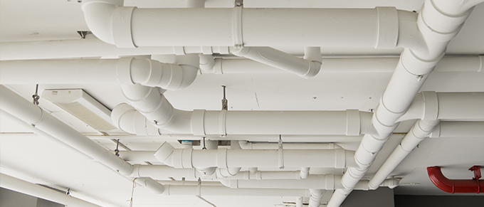 Drainage Options for Commercial Roofing Systems | Roberts Roofing