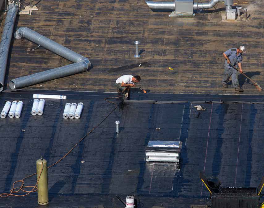 The Commercial Building Owner's Guide to Roof Repair and Maintenance